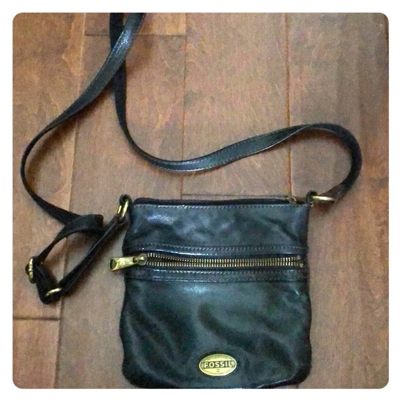 Fossil | Bags | Fossil Leather Cross Body Black Bag | Poshmark